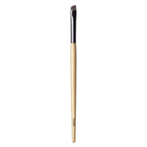 The Ultimate Makeup Brush Guide - LOOKFANTASTIC