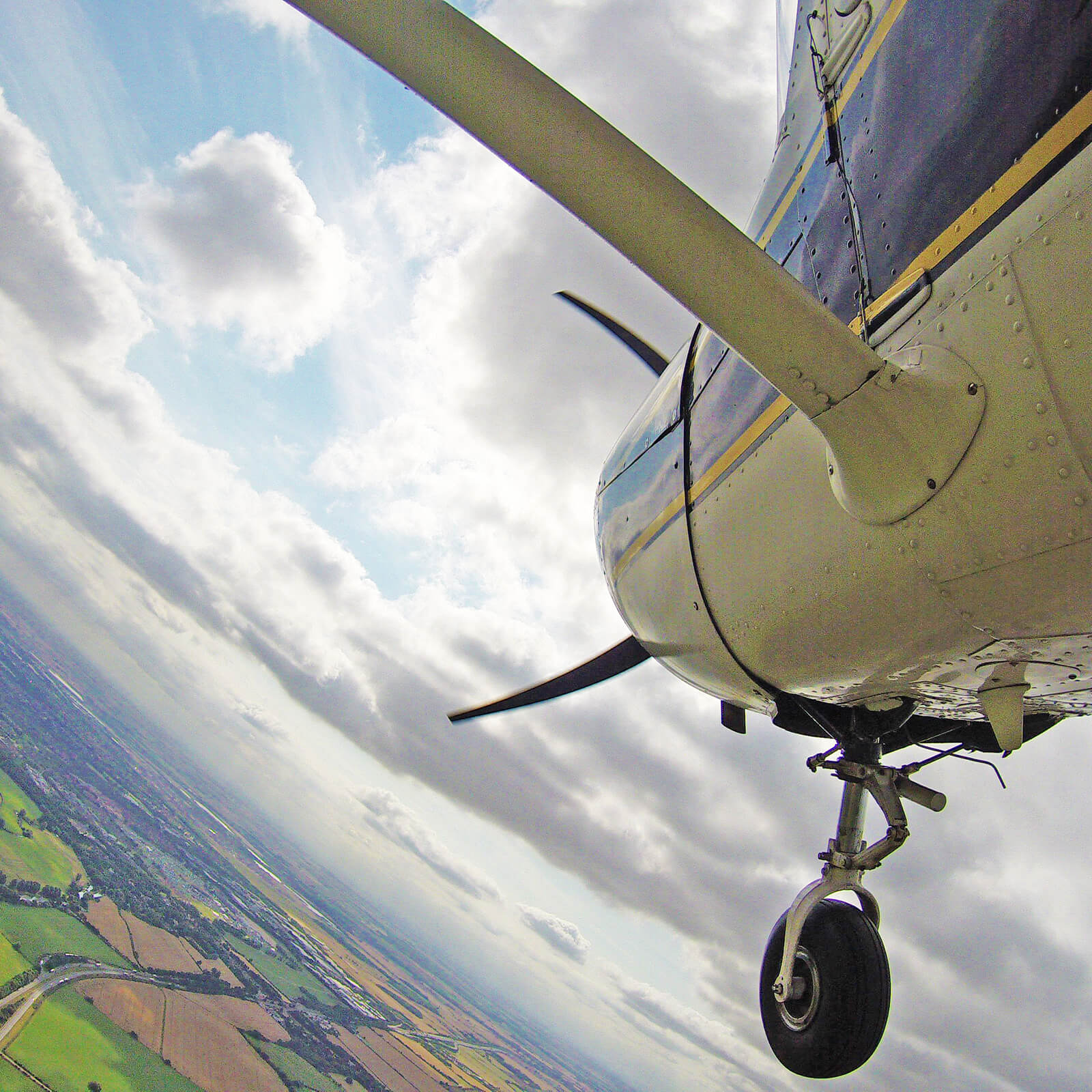 Aerobatic Stunt Flying | IWOOT